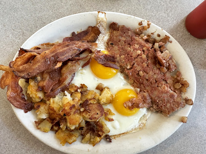 The breakfast of champions&mdash;or anyone with a hearty appetite and stretchy pants. Those sunny-side-up eggs are practically winking at you.