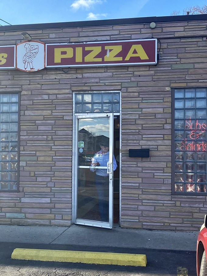 The iconic Terita's sign has beckoned hungry Columbus residents for decades, a beacon of pizza perfection in a sea of mediocrity.