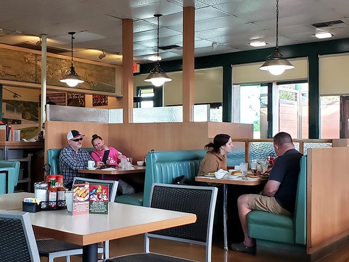 Every booth tells a story, every table holds memories&mdash;the true magic of diners happens between the meals.