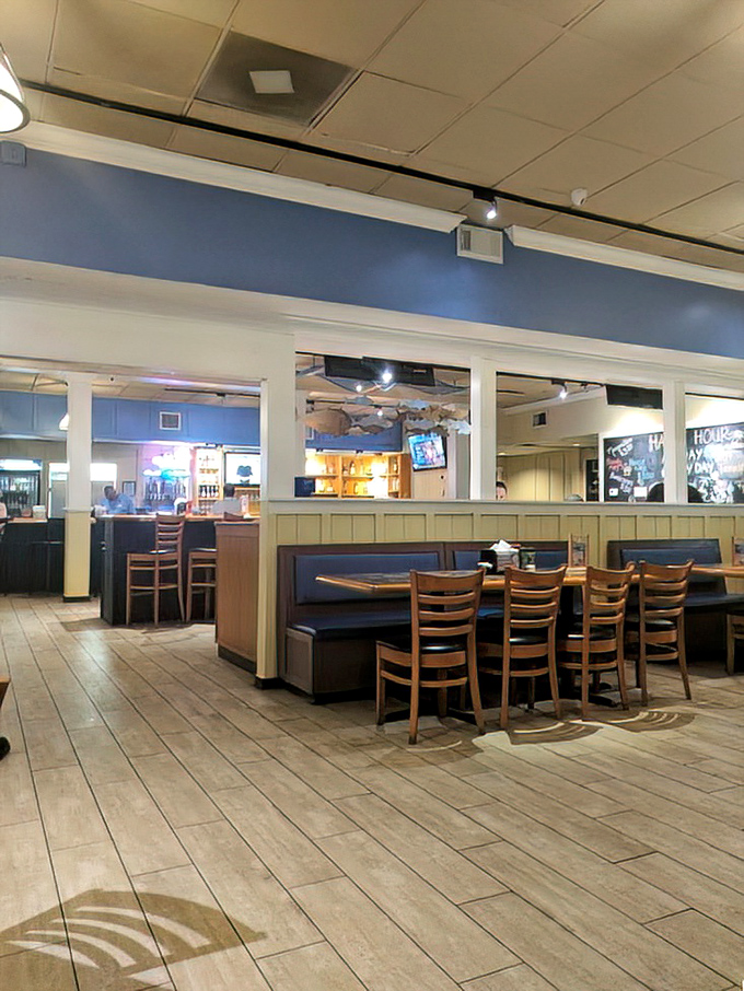 The dining area strikes that elusive balance&mdash;casual enough for flip-flops, nice enough for date night, and comfortable enough to linger over that second glass of wine.