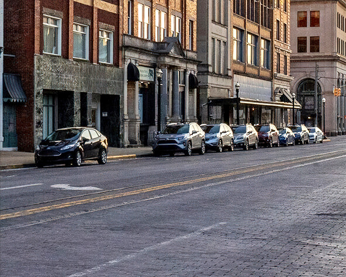 Parallel-parked cars along brick streets&mdash;a scene so quintessentially small-town American it could make Norman Rockwell reach for his paintbrush.