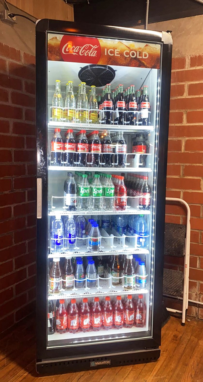 Ice-cold beverages stand ready to cool the fire that good barbecue ignites in your mouth.