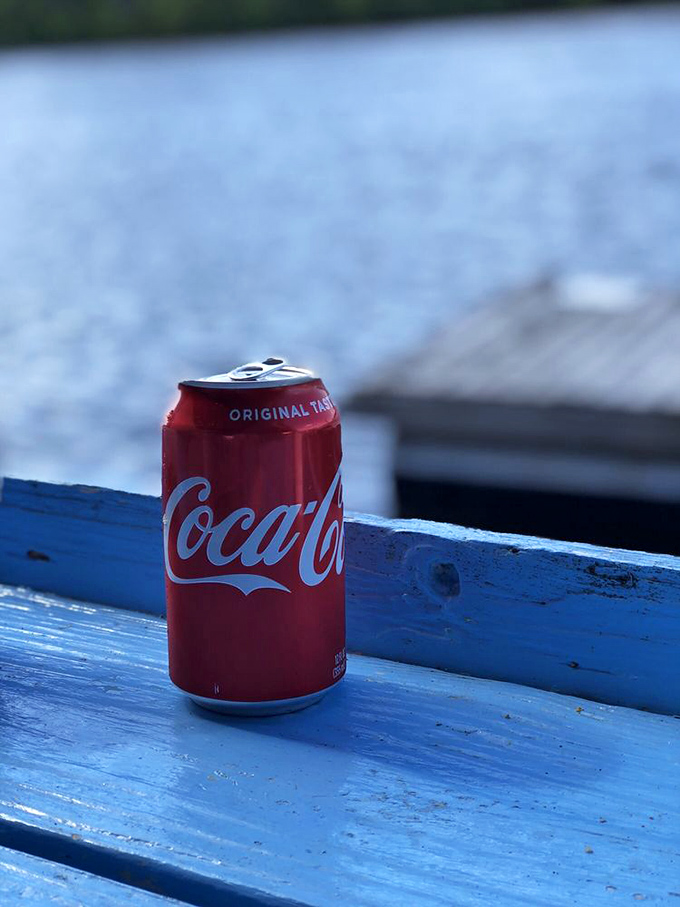 The beverage selection won't win awards, but cold beer and fried fish are a partnership older than Florida statehood itself.