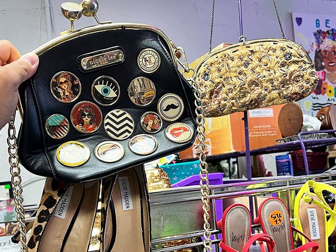 Accessory heaven! These statement bags with personality prove that yesterday's fashion can become today's conversation piece without emptying your wallet.