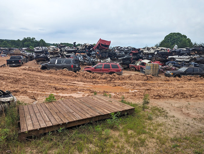 Automotive afterlife: where cars go when they've been very, very bad. This junkyard provides the sacrificial vehicles for tank-crushing adventures.