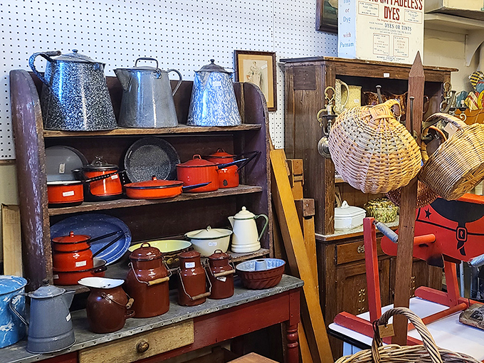 Kitchen nostalgia in technicolor! Those flame-orange enamel pots probably cooked Sunday dinners for families who gathered without smartphones.