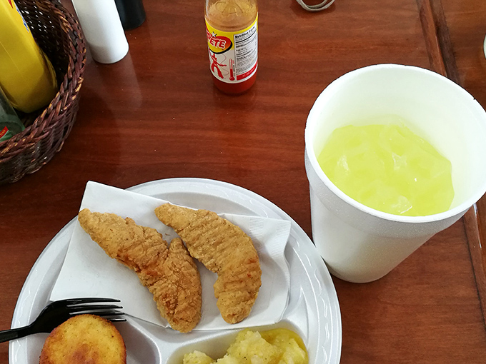 Fresh-squeezed lemonade provides the ideal tangy counterpoint to all that rich, satisfying Southern comfort food goodness.