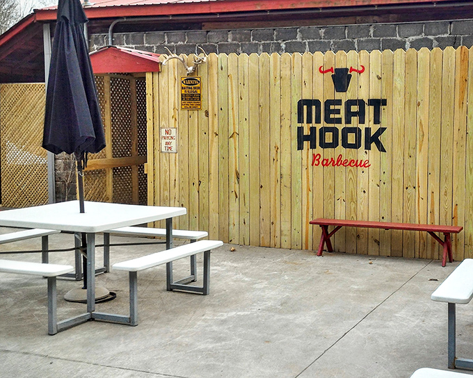 The outdoor seating area&mdash;where picnic tables and fresh air combine to create the perfect stage for your upcoming meat-induced happiness.