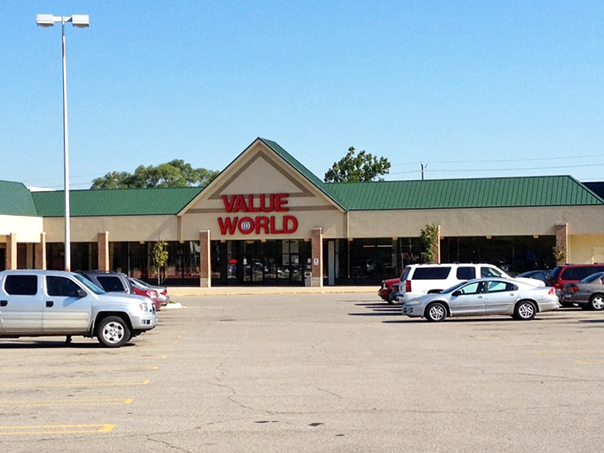 The parking lot on a quiet morning&mdash;soon to be filled with cars of treasure hunters seeking that perfect find at imperfect prices.