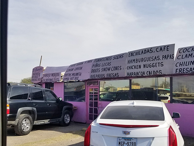 This unassuming pink building houses flavor bombs that would make celebrity chefs weep. The best food experiences often hide behind the most modest facades.