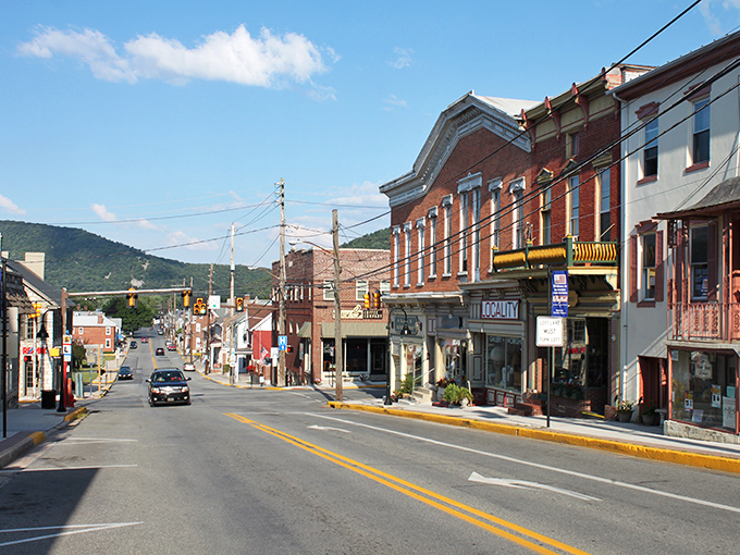 Bedford's historic downtown invites you to slow down and savor a pace of life from a gentler era.