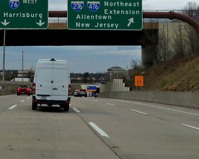 Even highways can surprise you! The Blue Route offers unexpected beauty between exit signs and mile markers.