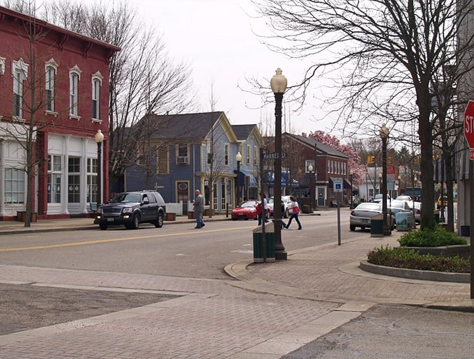 Canal Fulton's downtown looks ready for its close-up, Mr. DeMille&mdash;no Hollywood magic required here.