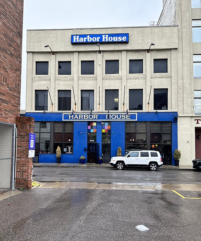 Harbor House's bold blue facade and colorful checkerboard entrance bring maritime cheer to downtown Detroit. Seafood with urban attitude!