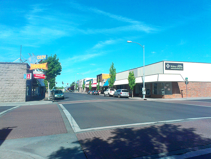 Hermiston's wide Main Street speaks of a town built with breathing room, where neighbors still wave as they pass by. 