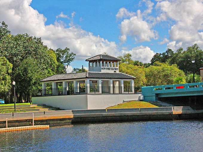 The Cotee River pavilion welcomes boaters and strollers alike to this affordable Gulf Coast gem.