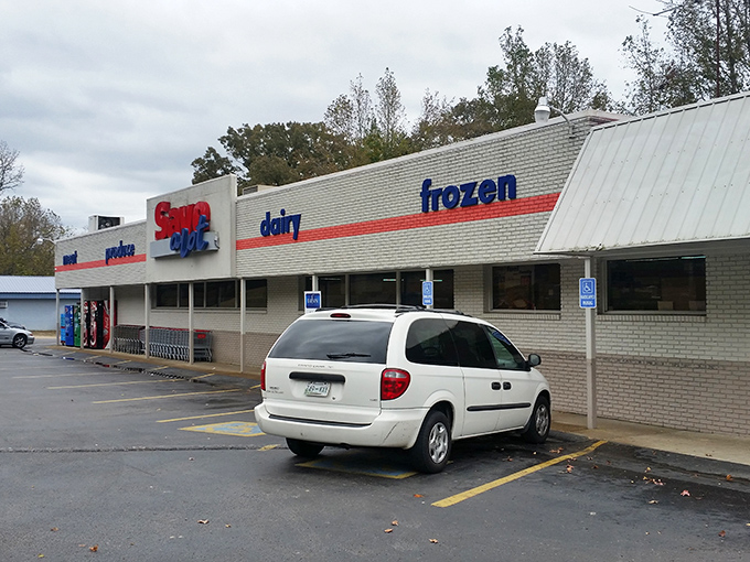 This classic small-town grocery store proves that sometimes the old ways really are the best ways.