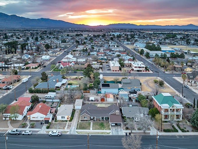 Safford's main street captures that classic small-town America vibe, complete with vintage motel signs that transport you back in time.
