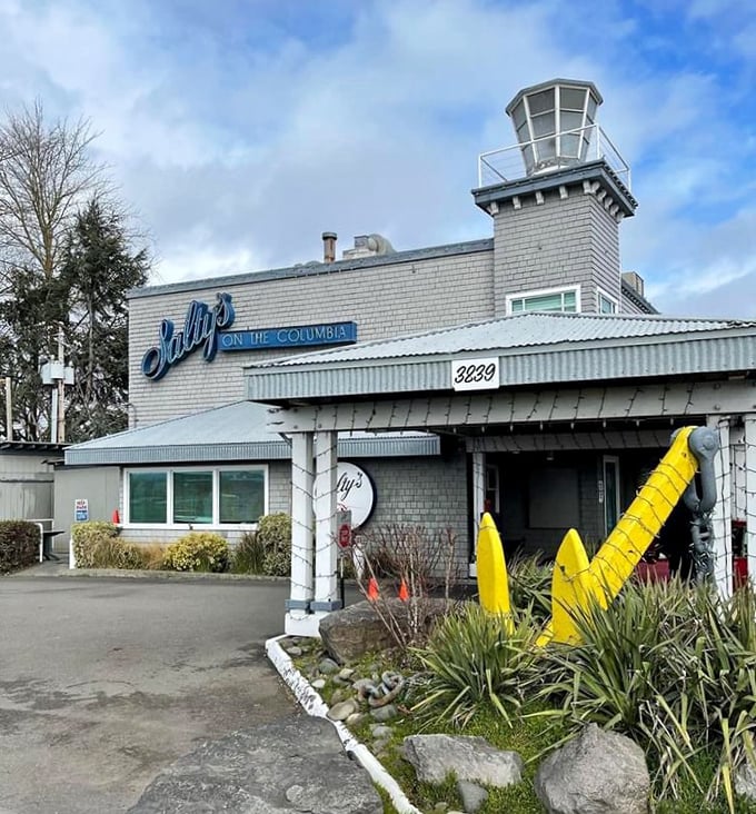 Salty's lighthouse-inspired design stands sentinel over the Columbia, promising seafood views that feed both stomach and soul.