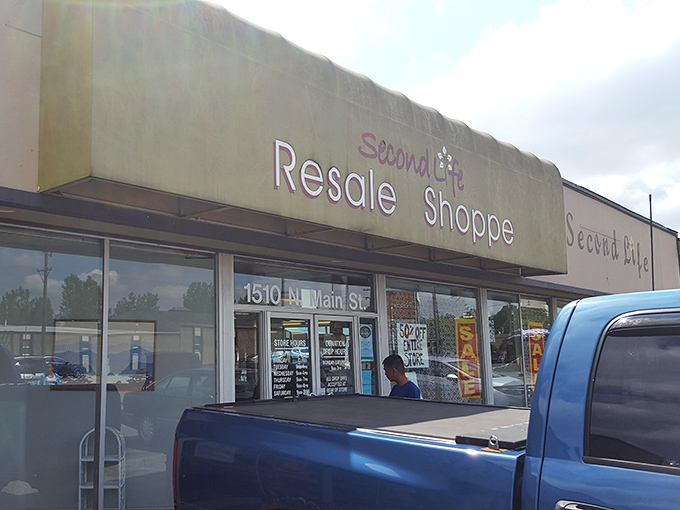 Second Life Resale Shoppe's vintage storefront has a certain nostalgic charm. Like stepping into a retail time machine.