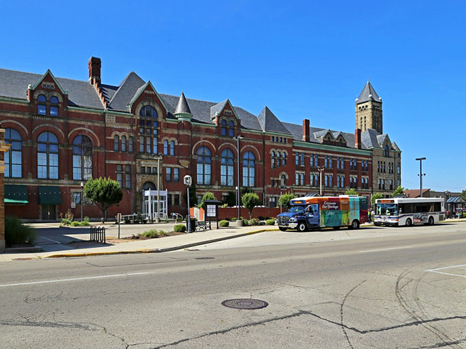 Springfield's downtown charm comes without champagne prices &ndash; more like sweet tea on the porch affordable.