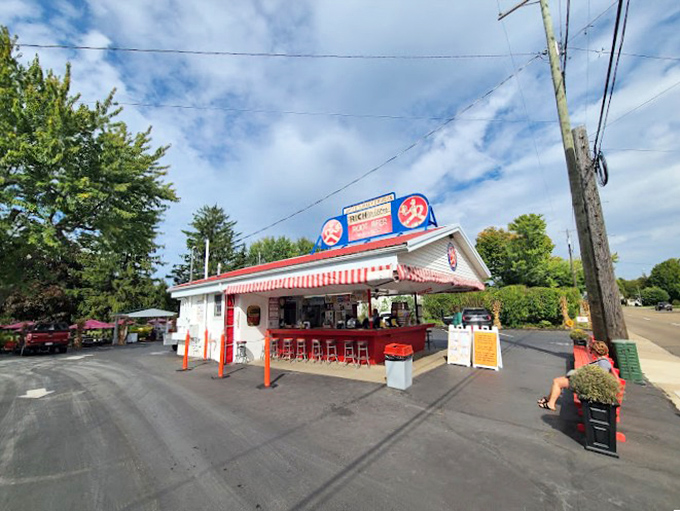 White Turkey's red and white awning flutters like a friendly wave, inviting you to pull over for a taste of tradition.