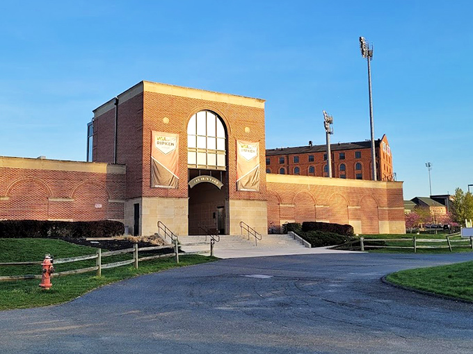 A quiet district in Aberdeen provides everyday conveniences without the hustle and bustle of city life.