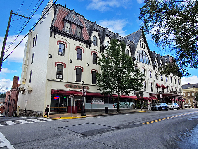 Victorian elegance flows through this charming town like the crystal-clear springs that gave it its name.