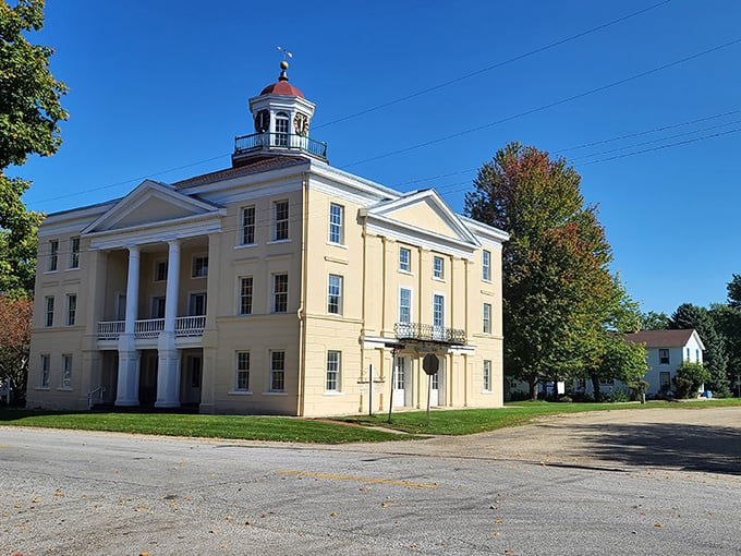 The quiet streets of Bishop Hill offer a glimpse into 19th-century Swedish-American life. History never looked so inviting!