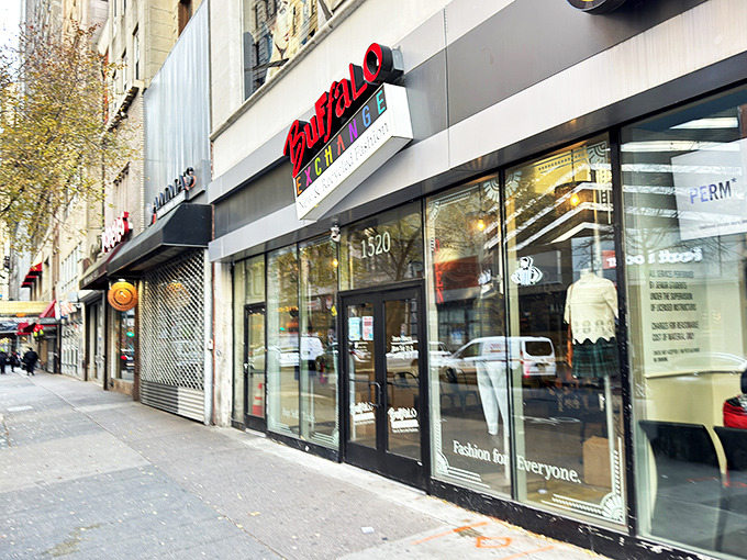 The city sidewalk leads right to Buffalo Exchange's door, where fashion-forward thrifting has been happening for over 45 years. Photo credit: <a href="https://maps.google.com/maps/contrib/108864145996205958202" target="_blank" rel="noopener noreferrer">Drew Cannon</a>