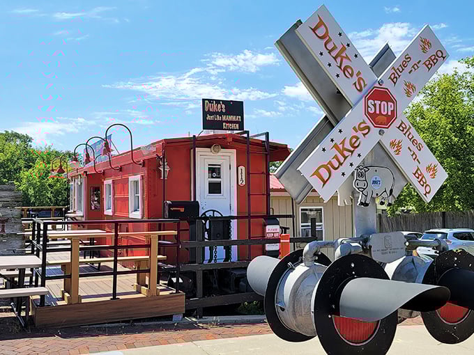 That windmill sign isn't just eye-catching&mdash;it's Duke's way of saying "this isn't your ordinary BBQ joint."