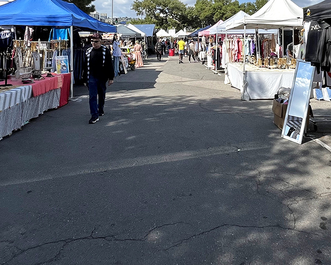 Urban treasure hunting! Melrose vendors create perfectly curated displays that would make Marie Kondo proud and your wallet nervous.