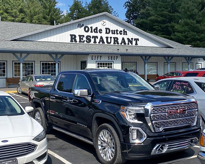Olde Dutch's sign stands proud above a parking lot of hungry pilgrims. Those trucks aren't there by accident&mdash;they're driven by people who know good food.