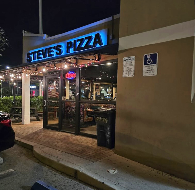 Those twinkling lights create the perfect ambiance for late-night pizza conversations with friends.