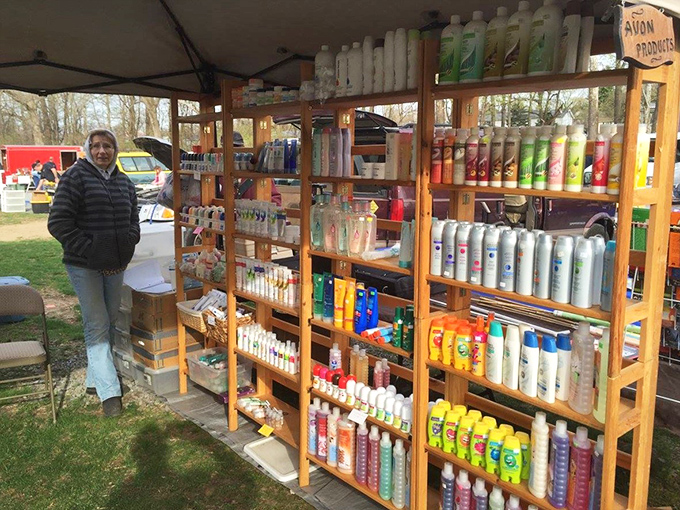 Avon calling! These vintage beauty products remember when door-to-door sales were social networking.