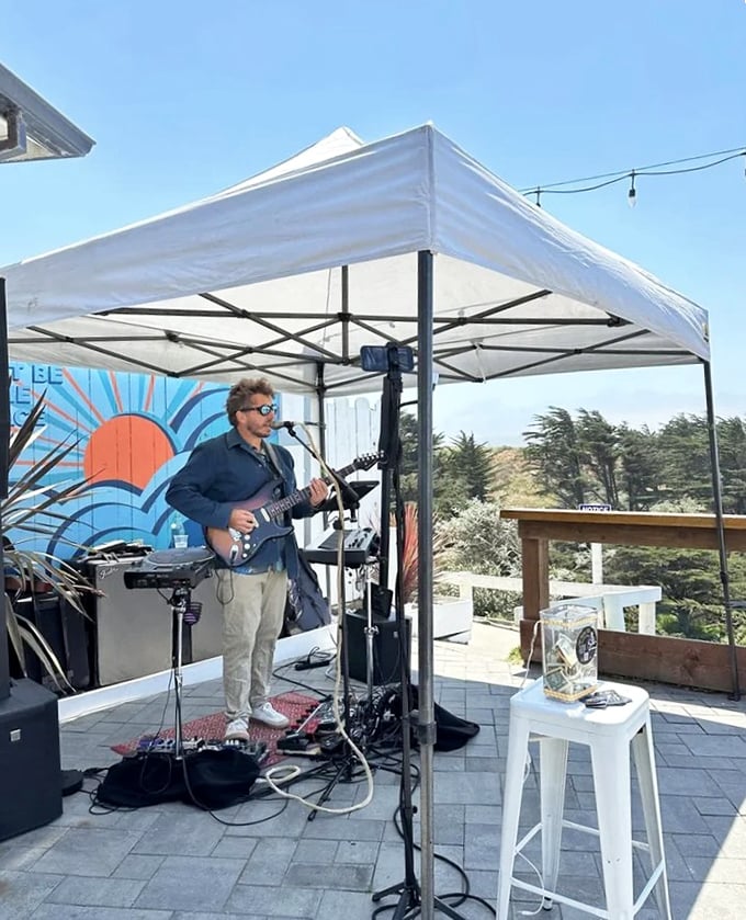 Live music with an ocean soundtrack&mdash;this performer isn't just playing songs, he's providing the perfect soundtrack to your coastal escape.