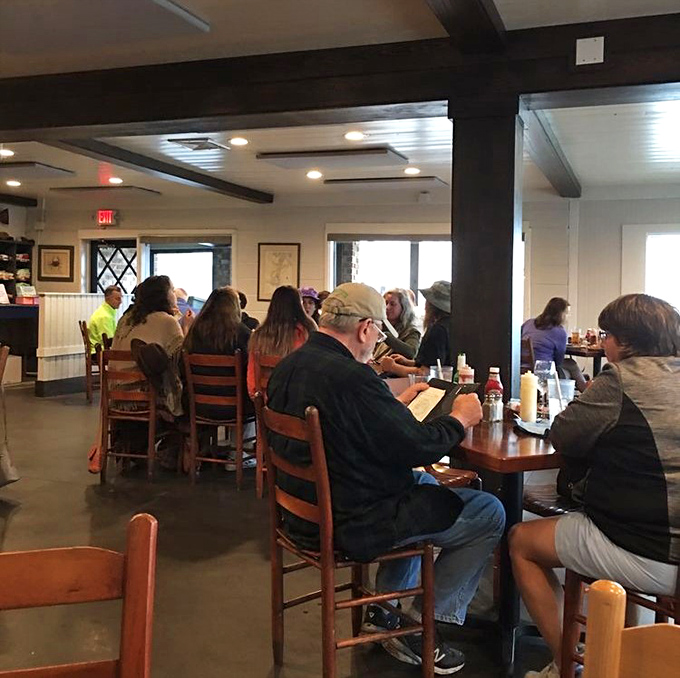 Where locals and visitors come together over seafood. The animated conversations at these tables are fueled by fresh catches and shared discoveries.