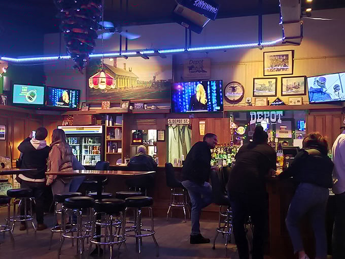 Happy diners discovering what locals have been keeping secret &ndash; pure tavern magic in action.