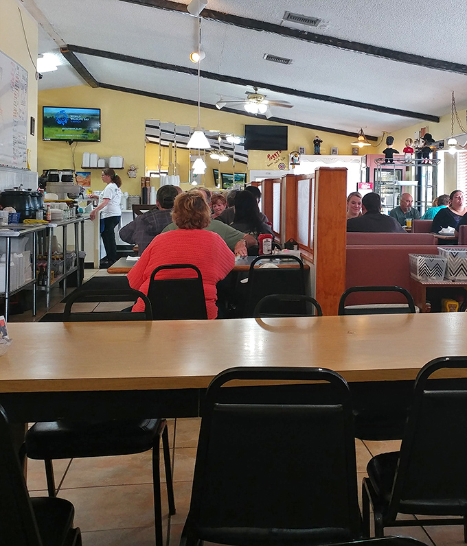 The breakfast rush in full swing&mdash;where locals gather to solve world problems over eggs.