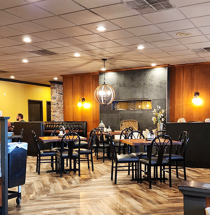 Stone accents and warm yellows create the perfect backdrop for breakfast bliss – fancy enough to feel special, casual enough to relax.