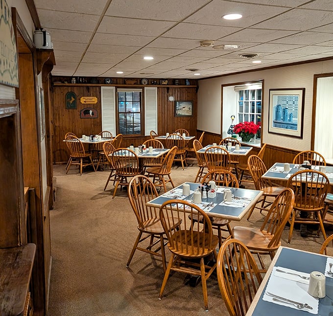 Booths and tables create the perfect setting where strangers become neighbors over shared comfort food.