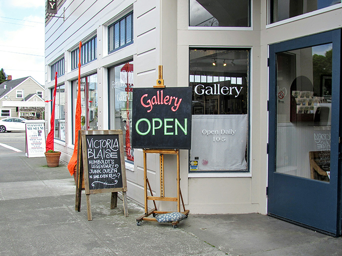 "Gallery Open" &ndash; three magic words promising local artistic treasures within this bright corner of Ferndale's creative community.