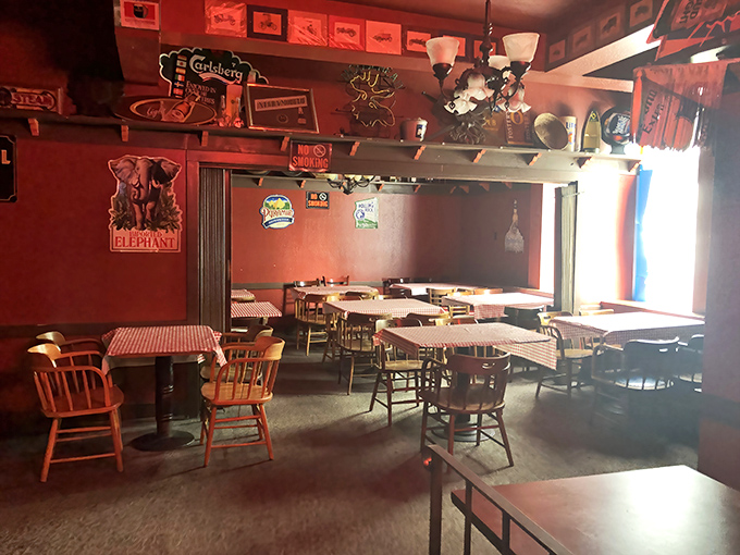 The dining room feels like your eccentric uncle's basement &ndash; if your uncle collected vintage beer signs and had impeccable taste in comfort food.