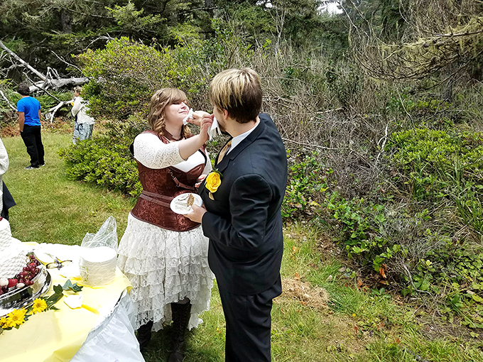 Love finds its perfect backdrop. When you're surrounded by this much natural beauty, even wedding cake tastes better.