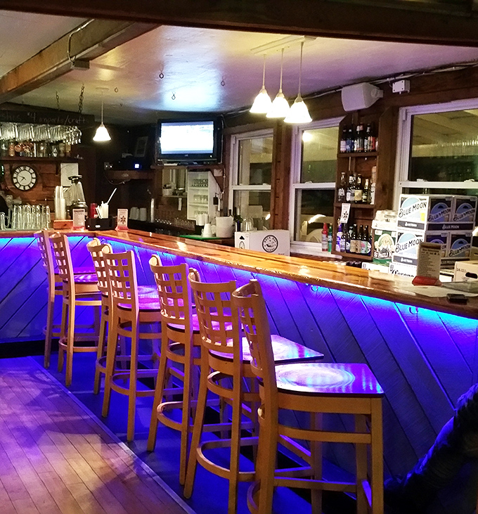 Counter seating with a view beats fancy tablecloths any day of the week, especially here.