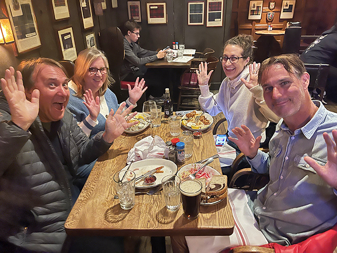 These folks get it &ndash; good food brings people together faster than a family reunion.