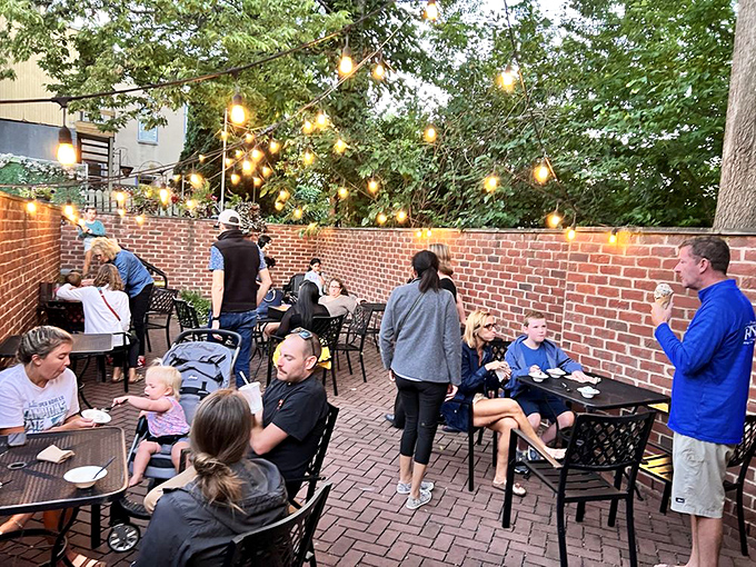 The outdoor patio&mdash;where strangers become friends united by the universal language of "mmm" and "you've got to try this."