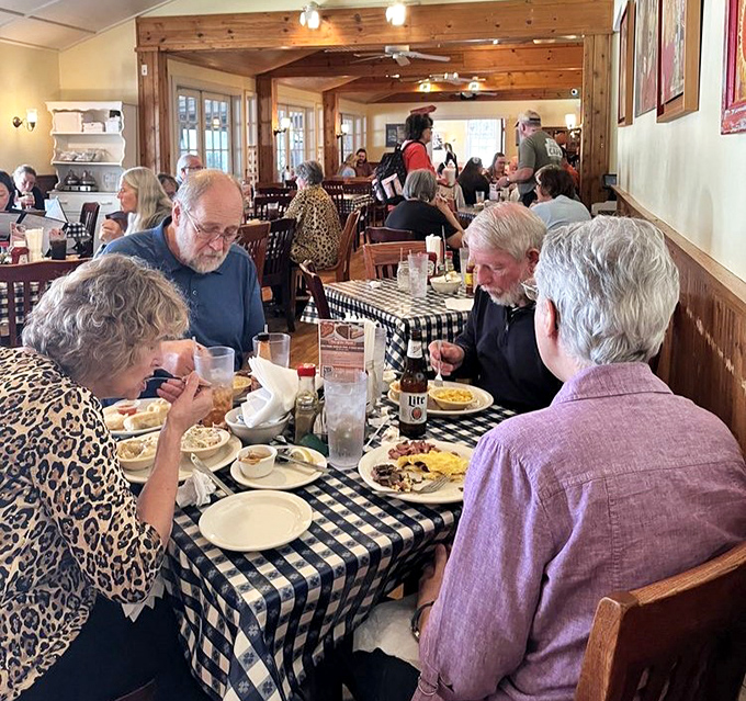 The dining room hums with conversation and clinking silverware&mdash;the soundtrack of happiness at mealtime in Nashville.