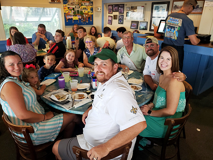 Family memories being made between bites. These folks didn't just find a meal&mdash;they found the chapter highlight of their vacation story.