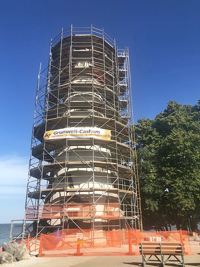 Even during renovation, this lighthouse kept its dignity intact, like a grand dame getting a well-deserved spa day.